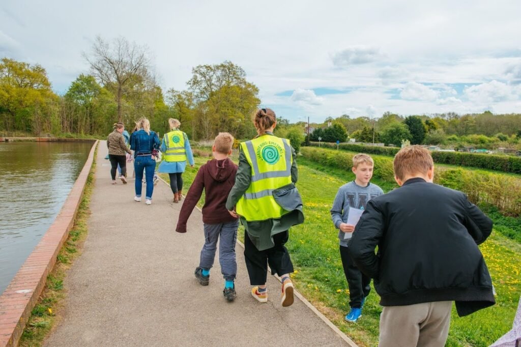 Walking Activity Bus – Wandering Emotions